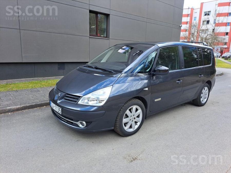 Pelēks Renault grand-espace 2010 Rīga, ar dzinēja tilpumu 2.00 L un nobraukumu 254 tūkst. km par 3950 €, foto 1 vietnē AUTOMOTO.COM.LV