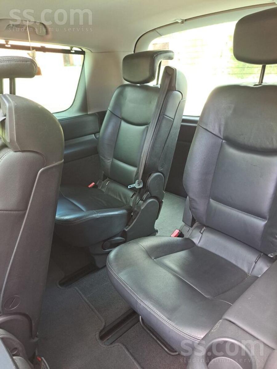 Pelēks Renault grand-espace 2010 Rīga, ar dzinēja tilpumu 2.00 L un nobraukumu 254 tūkst. km par 3950 €, foto 9 vietnē AUTOMOTO.COM.LV
