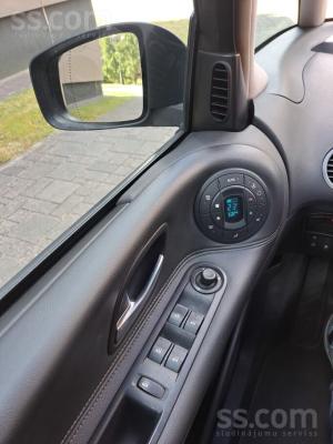 Pelēks Renault grand-espace 2010 Rīga, ar dzinēja tilpumu 2.00 L un nobraukumu 254 tūkst. km par 3950 €, foto 11 vietnē AUTOMOTO.COM.LV