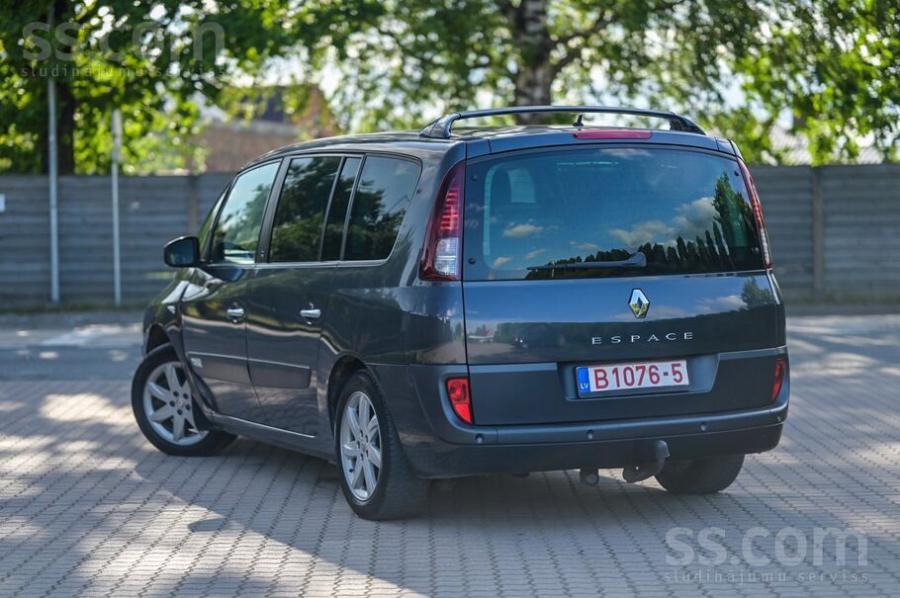 Pelēks Renault grand-espace 2011 Jelgava, ar dzinēja tilpumu 2.00 L un nobraukumu 0 tūkst. km par 5590 €, foto 6 vietnē AUTOMOTO.COM.LV