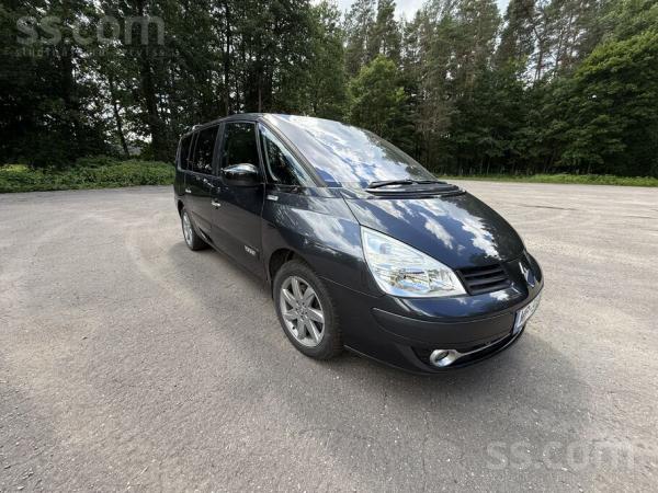 Pelēks Renault grand-espace 2011 Jelgava, ar dzinēja tilpumu 2.00 L un nobraukumu 252 tūkst. km par 4500 €, foto 3 vietnē AUTOMOTO.COM.LV