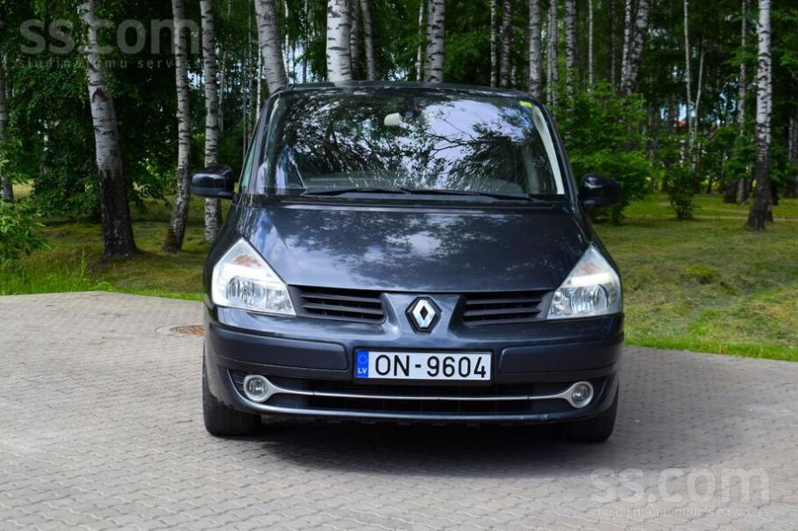 Grey Renault grand-espace 2012 in Riga, with an engine capacity of 2.00 L and mileage of 270 thousand km for 4390 €, photo 3 on AUTOMOTO.COM.LV