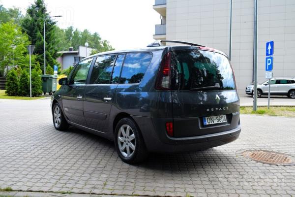Grey Renault grand-espace 2012 in Riga, with an engine capacity of 2.00 L and mileage of 270 thousand km for 4390 €, photo 5 on AUTOMOTO.COM.LV