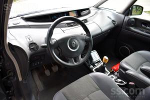 Grey Renault grand-espace 2012 in Riga, with an engine capacity of 2.00 L and mileage of 270 thousand km for 4390 €, photo 10 on AUTOMOTO.COM.LV