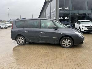 Pelēks Renault grand-espace 2012 Tauragė, ar dzinēja tilpumu 2.00 L un nobraukumu 229 tūkst. km par 3400 €, foto  vietnē AUTOMOTO.COM.LV