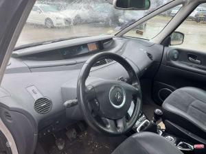 Grey Renault grand-espace 2012 in Taurage, with an engine capacity of 2.00 L and mileage of 229 thousand km for 3400 €, photo 16 on AUTOMOTO.COM.LV