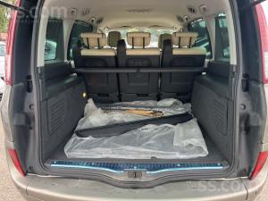 Grey Renault grand-espace 2012 in Riga, with an engine capacity of 2.00 L and mileage of 0 thousand km for 4950 €, photo 10 on AUTOMOTO.COM.LV