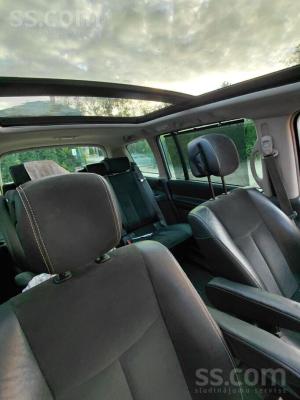 Pelēks Renault grand-espace 2012 Rīga, ar dzinēja tilpumu 2.00 L un nobraukumu 297 tūkst. km par 6500 €, foto 7 vietnē AUTOMOTO.COM.LV