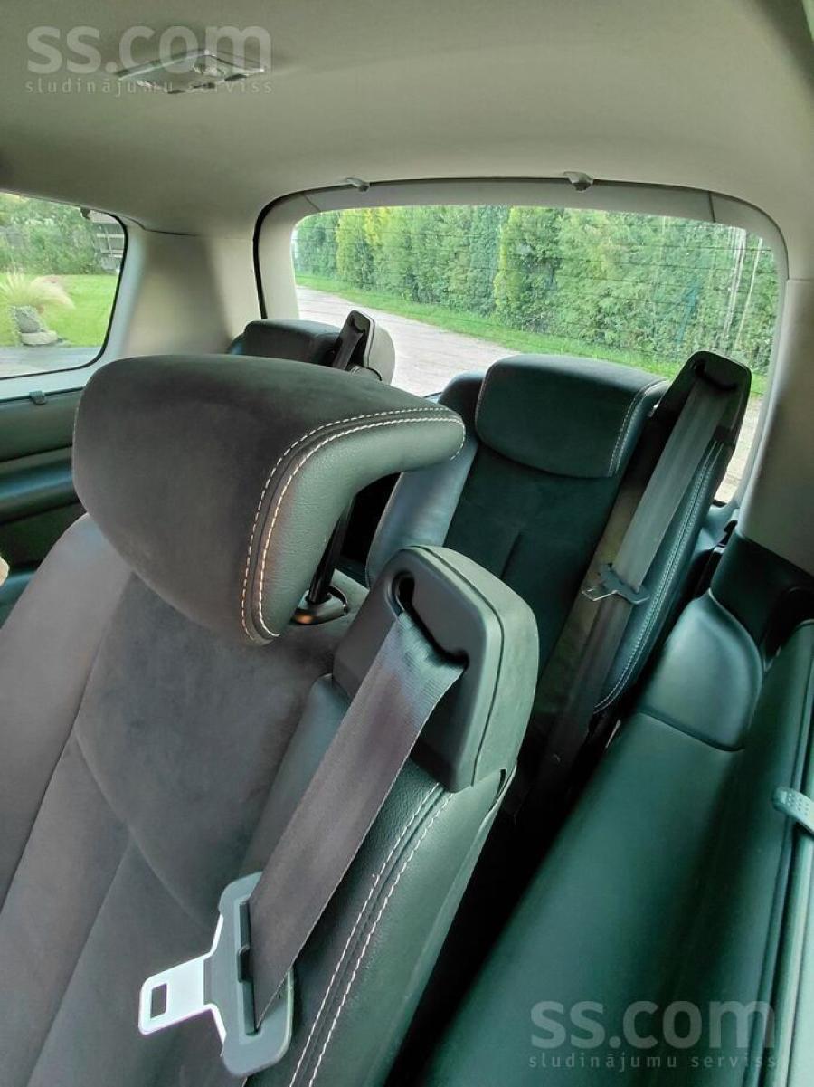 Pelēks Renault grand-espace 2012 Rīga, ar dzinēja tilpumu 2.00 L un nobraukumu 297 tūkst. km par 6500 €, foto 8 vietnē AUTOMOTO.COM.LV