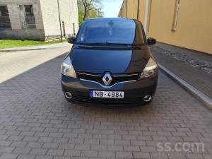 Grey Renault grand-espace 2013 in Daugavpils, with an engine capacity of 2.00 L and mileage of 205 thousand km for 6550 €, photo 5 on AUTOMOTO.COM.LV