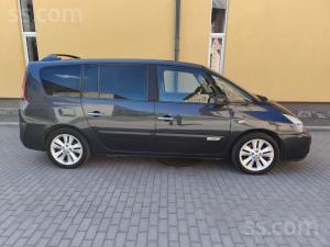 Grey Renault grand-espace 2013 in Daugavpils, with an engine capacity of 2.00 L and mileage of 205 thousand km for 6550 €, photo 12 on AUTOMOTO.COM.LV