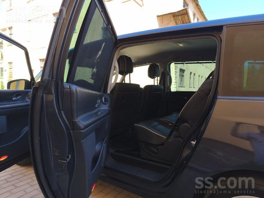 Grey Renault grand-espace 2013 in Daugavpils, with an engine capacity of 2.00 L and mileage of 205 thousand km for 6550 €, photo 25 on AUTOMOTO.COM.LV