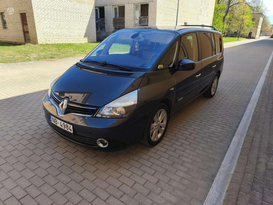 Grey Renault grand-espace 2013 in Daugavpils, with an engine capacity of 2.00 L and mileage of 205 thousand km for 6550 €, photo 6 on AUTOMOTO.COM.LV