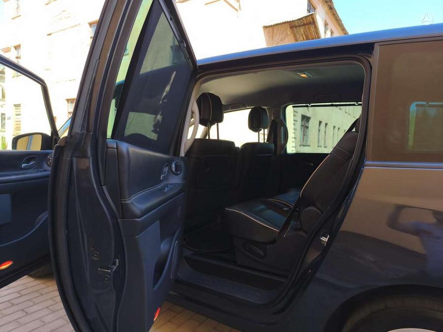 Grey Renault grand-espace 2013 in Daugavpils, with an engine capacity of 2.00 L and mileage of 205 thousand km for 6550 €, photo 25 on AUTOMOTO.COM.LV