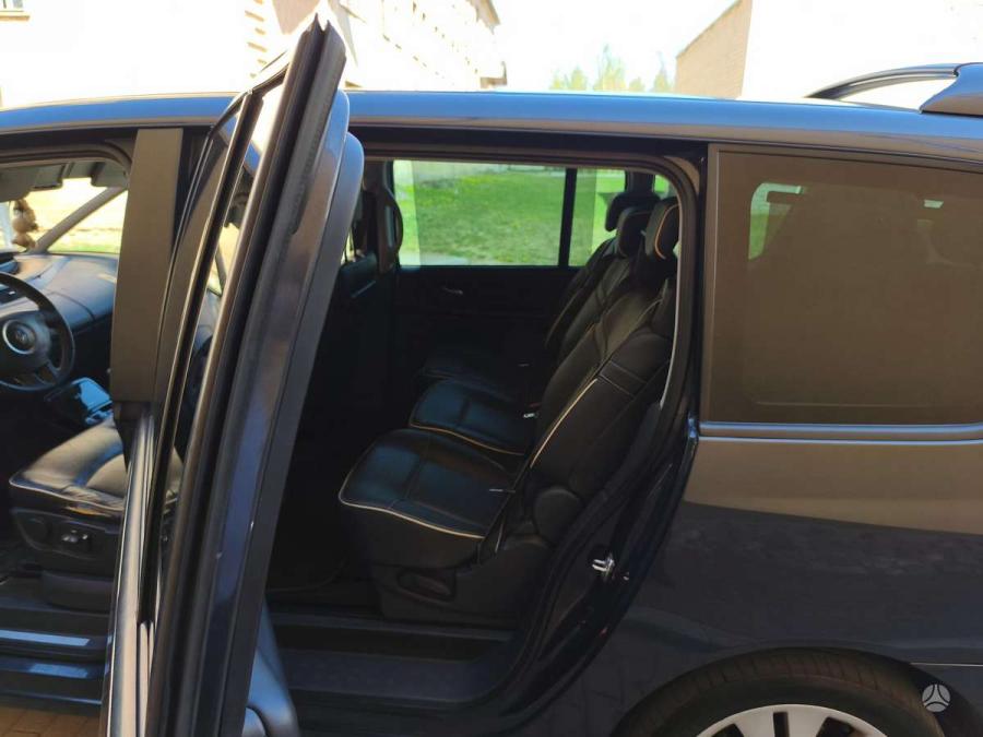 Grey Renault grand-espace 2013 in Daugavpils, with an engine capacity of 2.00 L and mileage of 205 thousand km for 6550 €, photo 26 on AUTOMOTO.COM.LV