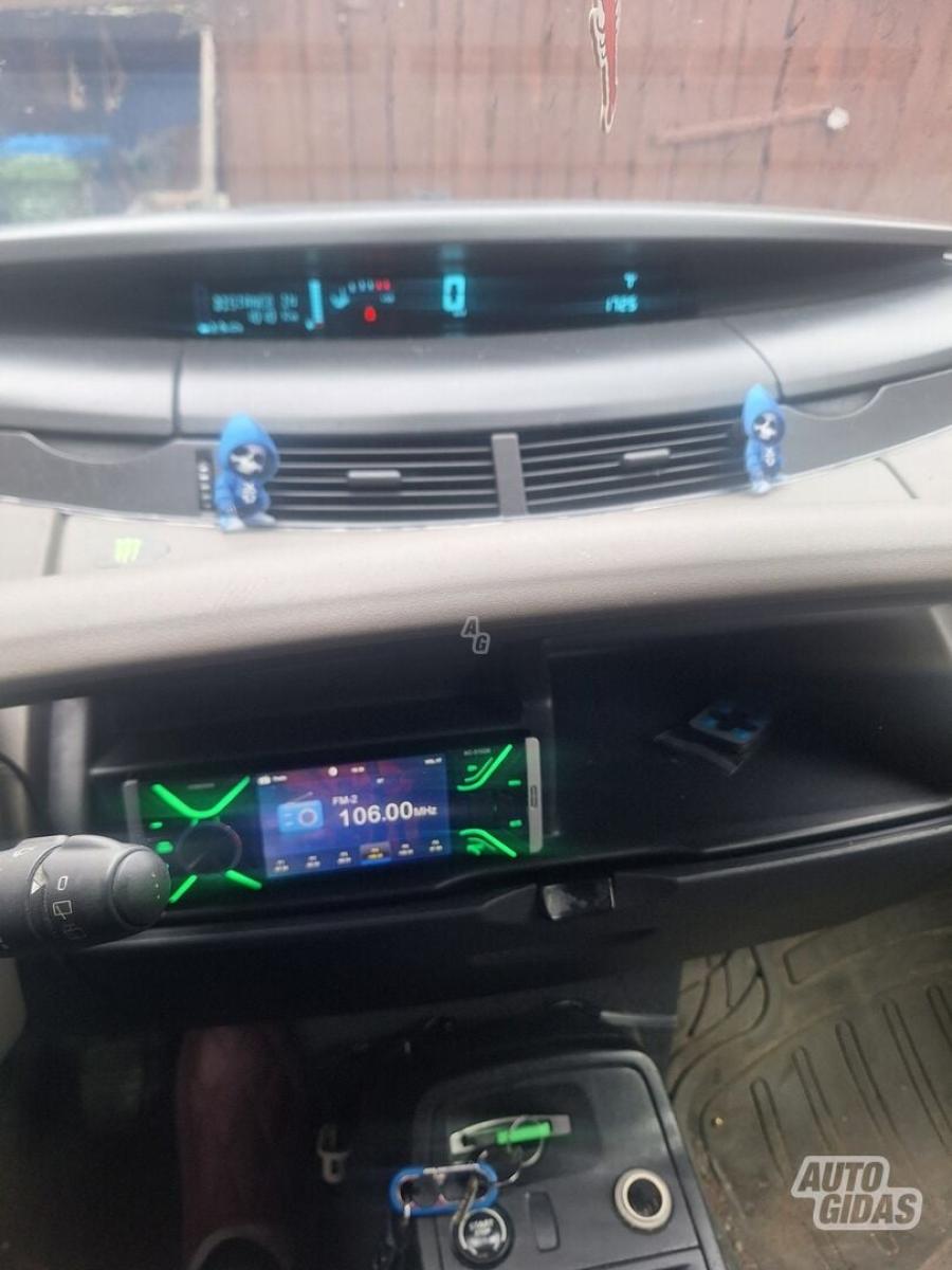 Renault grand-espace 2005 Alīta, ar dzinēja tilpumu 1.90 L un nobraukumu 277 tūkst. km par 1790 €, foto 13 vietnē AUTOMOTO.COM.LV