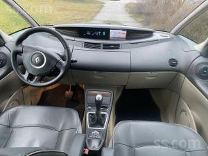 Renault grand-espace 2007 Rīga, ar dzinēja tilpumu 3.00 L un nobraukumu 225 tūkst. km par 3800 €, foto 10 vietnē AUTOMOTO.COM.LV