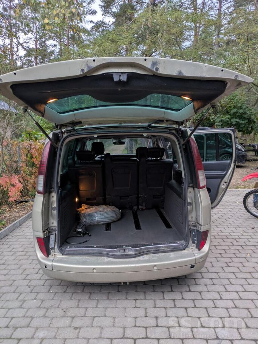 Renault grand-espace 2008 Rīga, ar dzinēja tilpumu 2.00 L un nobraukumu 413 tūkst. km par 3700 €, foto 5 vietnē AUTOMOTO.COM.LV