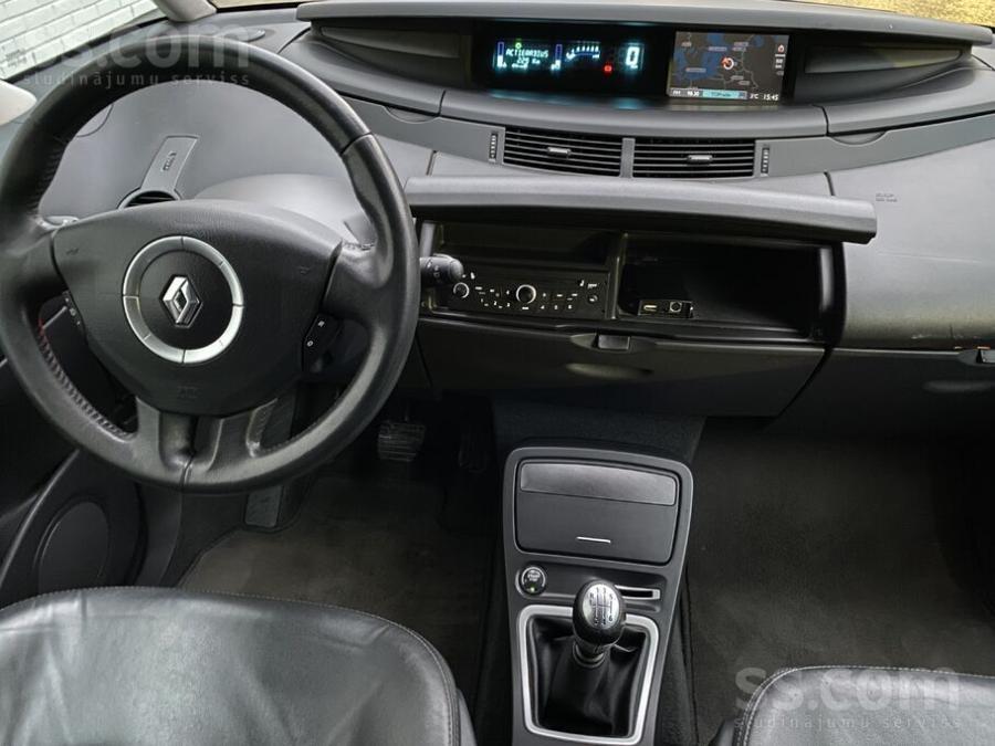 Renault grand-espace 2010 Rīga, ar dzinēja tilpumu 2.00 L un nobraukumu 290 tūkst. km par 4750 €, foto 16 vietnē AUTOMOTO.COM.LV