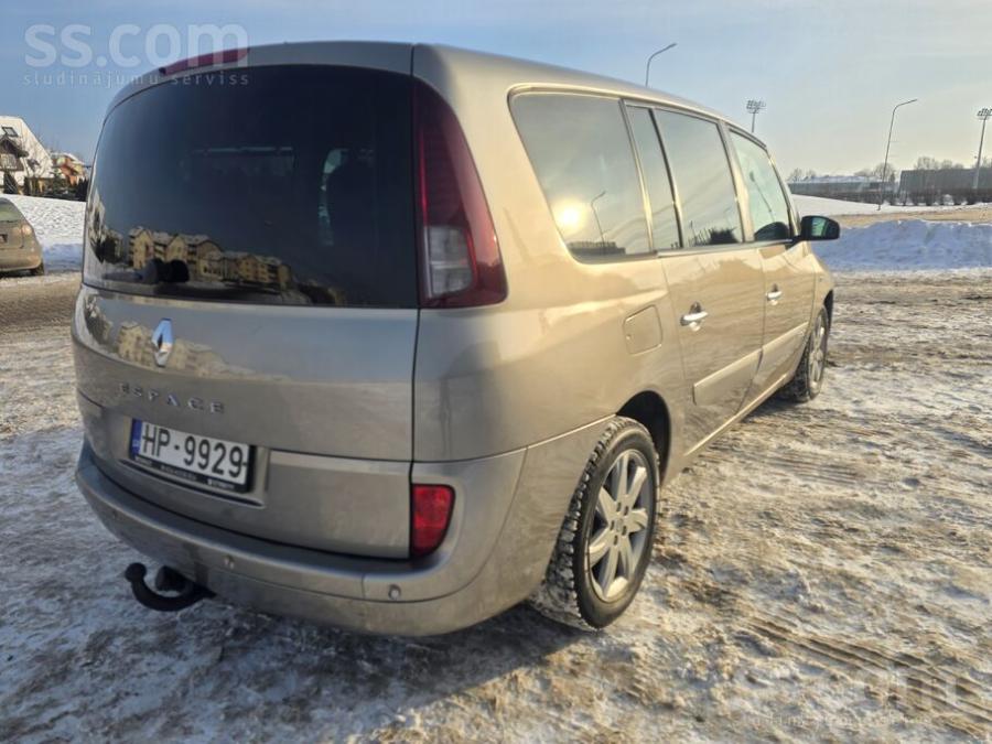 Renault grand-espace 2011 in Riga, with an engine capacity of 2.00 L and mileage of 350 thousand km for 4250 €, photo 5 on AUTOMOTO.COM.LV