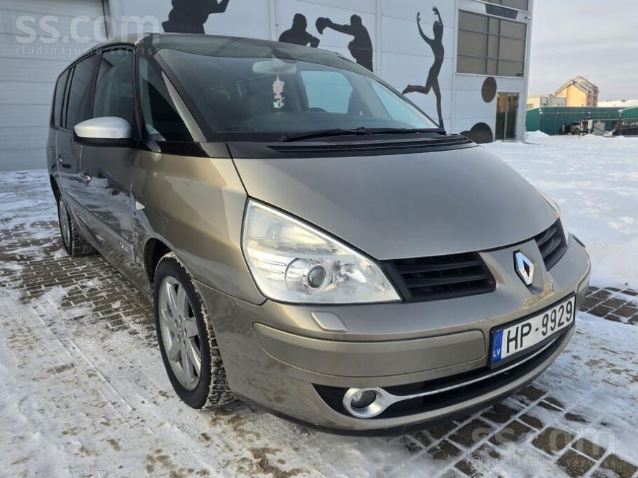 Renault grand-espace 2011 in Riga, with an engine capacity of 2.00 L and mileage of 350 thousand km for 4250 €, photo 10 on AUTOMOTO.COM.LV