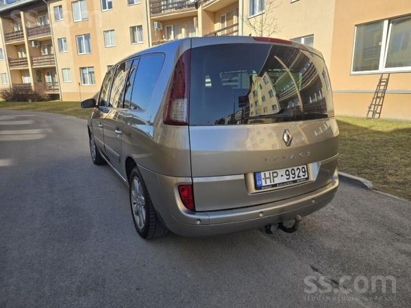 Renault grand-espace 2011 in Riga, with an engine capacity of 2.00 L and mileage of 0 thousand km for 3850 €, photo 5 on AUTOMOTO.COM.LV