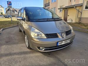 Renault grand-espace 2011 in Riga, with an engine capacity of 2.00 L and mileage of 0 thousand km for 3850 €, photo 10 on AUTOMOTO.COM.LV