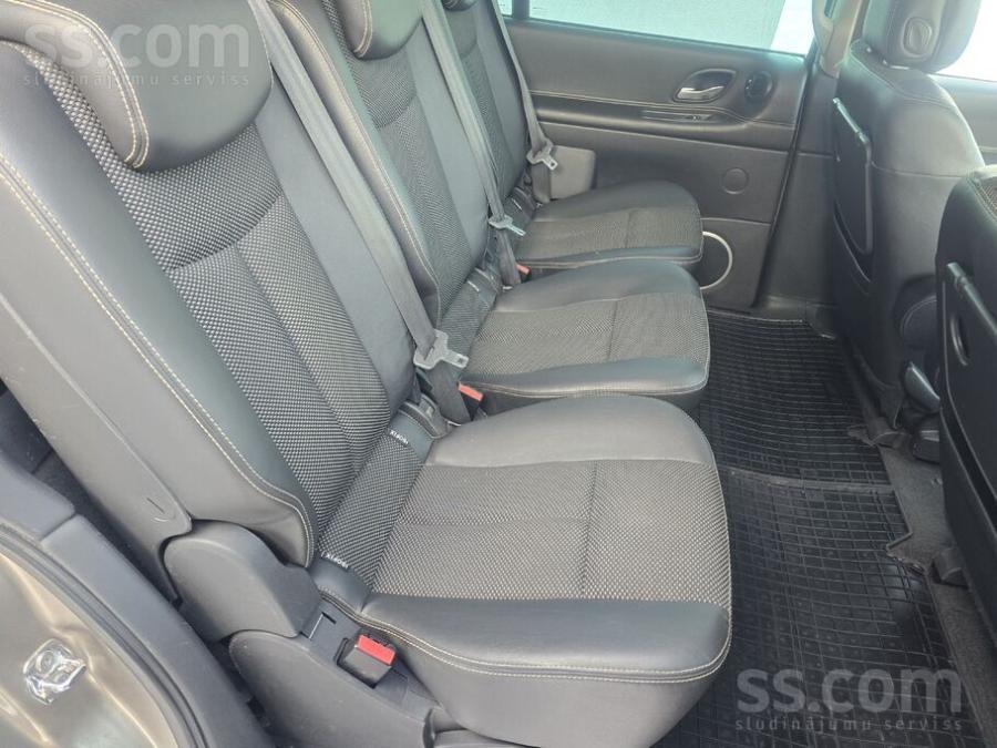Renault grand-espace 2011 in Riga, with an engine capacity of 2.00 L and mileage of 0 thousand km for 3850 €, photo 15 on AUTOMOTO.COM.LV