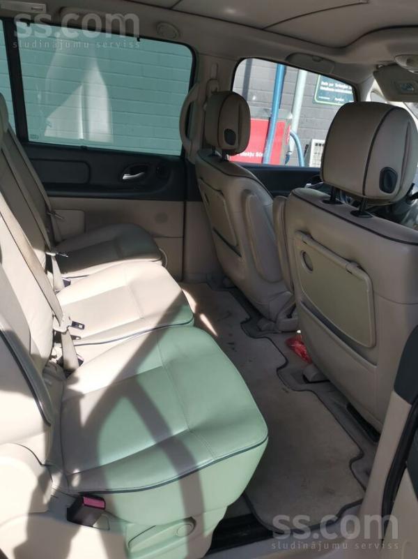Sarkans Renault grand-espace 2008 Rīga, ar dzinēja tilpumu 2.00 L un nobraukumu 271 tūkst. km par 3600 €, foto 4 vietnē AUTOMOTO.COM.LV