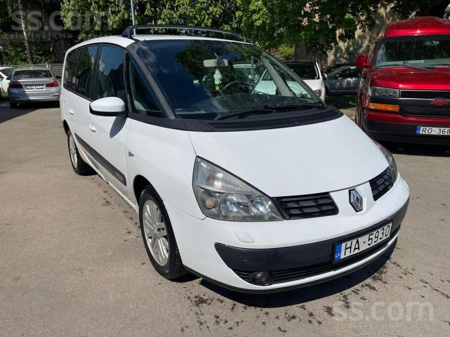 Balts Renault grand-espace 2004 Rīga, ar dzinēja tilpumu 2.20 L un nobraukumu 330 tūkst. km par 1300 €, foto 1 vietnē AUTOMOTO.COM.LV