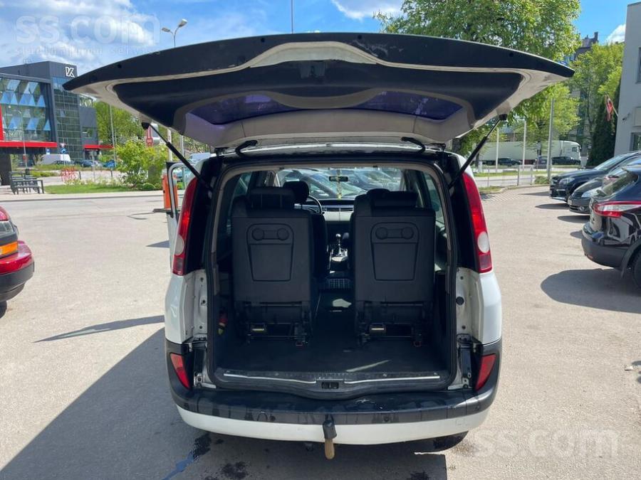 Balts Renault grand-espace 2004 Rīga, ar dzinēja tilpumu 2.20 L un nobraukumu 330 tūkst. km par 1300 €, foto 6 vietnē AUTOMOTO.COM.LV