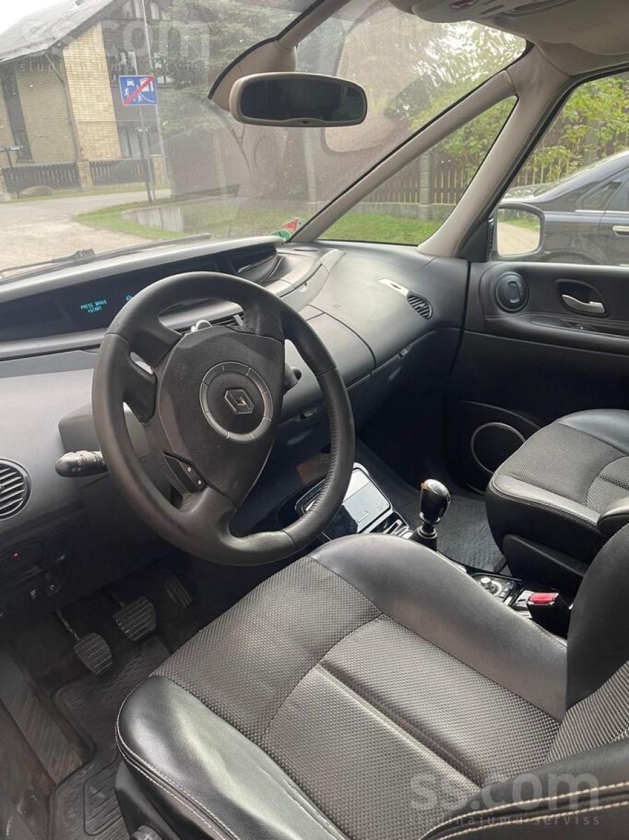 Balts Renault grand-espace 2011 Jūrmala, ar dzinēja tilpumu 2.00 L un nobraukumu 286 tūkst. km par 3950 €, foto 9 vietnē AUTOMOTO.COM.LV