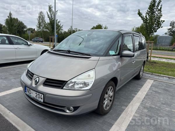 Yellow Renault grand-espace 2009 in Jelgava, with an engine capacity of 2.00 L and mileage of 303 thousand km for 2200 €, photo 4 on AUTOMOTO.COM.LV