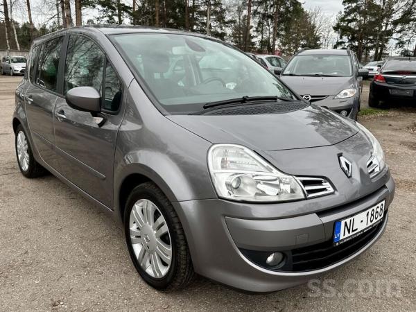 Grey Renault grand-modus 2011 in Riga, with an engine capacity of 1.50 L and mileage of 0 thousand km for 3450 €, photo 3 on AUTOMOTO.COM.LV