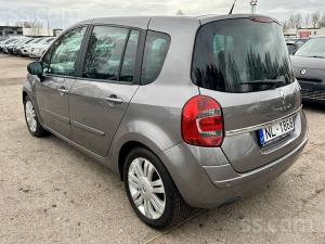 Pelēks Renault grand-modus 2011 Rīga, ar dzinēja tilpumu 1.50 L un nobraukumu 0 tūkst. km par 3450 €, foto 7 vietnē AUTOMOTO.COM.LV