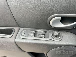 Pelēks Renault grand-modus 2011 Rīga, ar dzinēja tilpumu 1.50 L un nobraukumu 0 tūkst. km par 3450 €, foto 16 vietnē AUTOMOTO.COM.LV