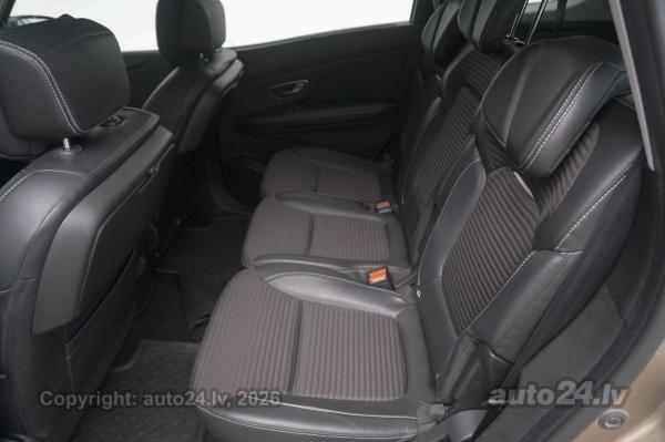 Smilšu krāsa Renault Grand Scenic 2017 Tallina, ar dzinēja tilpumu 1.50 L un nobraukumu 166 tūkst. km par 11990 €, foto 9 vietnē AUTOMOTO.COM.LV
