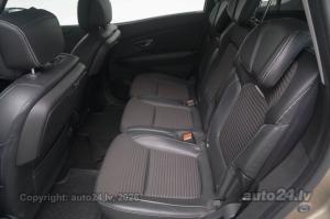 Smilšu krāsa Renault Grand Scenic 2017 Tallina, ar dzinēja tilpumu 1.50 L un nobraukumu 166 tūkst. km par 11990 €, foto 10 vietnē AUTOMOTO.COM.LV