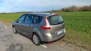 Smilšu krāsa Renault Grand Scenic 2011 Tartu, ar dzinēja tilpumu 1.60 L un nobraukumu 250 tūkst. km par 4790 €, foto 4 vietnē AUTOMOTO.COM.LV