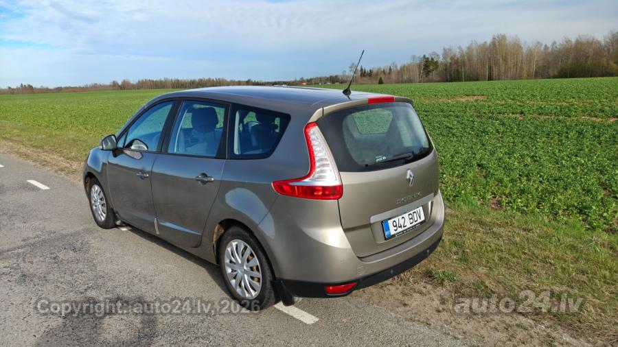 Smilšu krāsa Renault Grand Scenic 2011 Tartu, ar dzinēja tilpumu 1.60 L un nobraukumu 250 tūkst. km par 4790 €, foto 4 vietnē AUTOMOTO.COM.LV