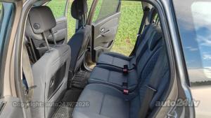 Smilšu krāsa Renault Grand Scenic 2011 Tartu, ar dzinēja tilpumu 1.60 L un nobraukumu 250 tūkst. km par 4790 €, foto 9 vietnē AUTOMOTO.COM.LV