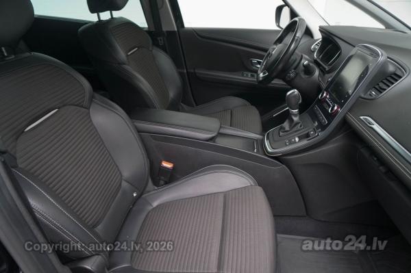 Black Renault Grand Scenic 2018 in Tallinn, with an engine capacity of 1.60 L and mileage of 170 thousand km for 11490 €, photo 10 on AUTOMOTO.COM.LV
