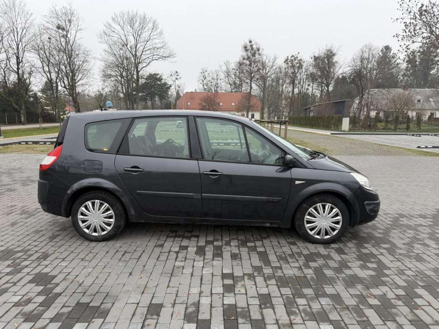 Melns Renault Grand Scenic 2006 Kauņa, ar dzinēja tilpumu 1.87 L un nobraukumu 286 tūkst. km par 899 €, foto 2 vietnē AUTOMOTO.COM.LV