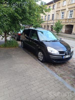 Black Renault Grand Scenic 2007 in Daugavpils, with an engine capacity of 2.00 L and mileage of 305 thousand km for 1000 €, photo  on AUTOMOTO.COM.LV