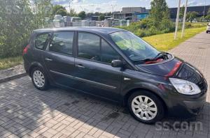 Melns Renault Grand Scenic 2008 Rīga, ar dzinēja tilpumu 2.00 L un nobraukumu 325 tūkst. km par 2200 €, foto 4 vietnē AUTOMOTO.COM.LV