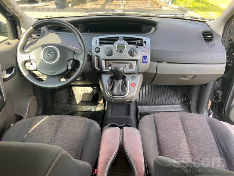 Melns Renault Grand Scenic 2008 Rīga, ar dzinēja tilpumu 2.00 L un nobraukumu 325 tūkst. km par 2200 €, foto 7 vietnē AUTOMOTO.COM.LV