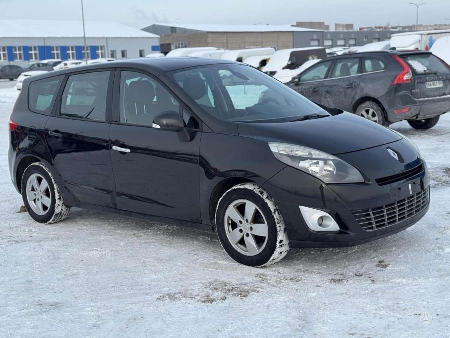 Melns Renault Grand Scenic 2010 Tauragė, ar dzinēja tilpumu 1.46 L un nobraukumu 255 tūkst. km par 2300 €, foto 3 vietnē AUTOMOTO.COM.LV