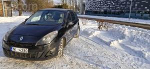 Black Renault Grand Scenic 2010 in Riga, with an engine capacity of 1.90 L and mileage of 355 thousand km for 2200 €, photo 3 on AUTOMOTO.COM.LV