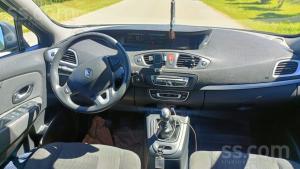 Black Renault Grand Scenic 2010 in Riga, with an engine capacity of 1.90 L and mileage of 270 thousand km for 4200 €, photo 13 on AUTOMOTO.COM.LV