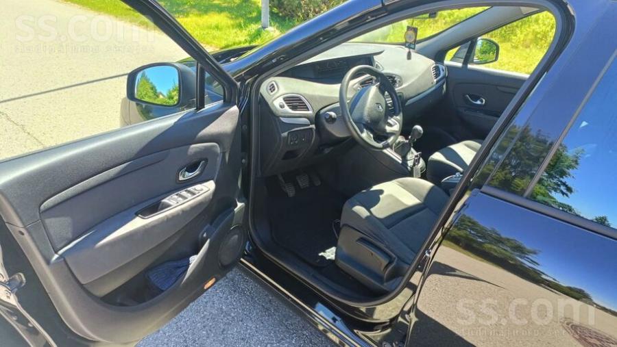 Black Renault Grand Scenic 2010 in Riga, with an engine capacity of 1.90 L and mileage of 270 thousand km for 4200 €, photo 15 on AUTOMOTO.COM.LV